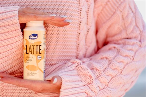 Ota rennosti ja nauti kylmä Valio Latte - Valio